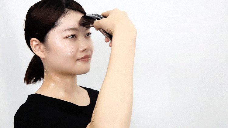 EMS | 高級美顔器なら高級全身美顔器MetaLT（メタエルティ）